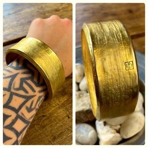 Givenchy | Jewelry | Rare Vintage Givenchy Bijoux Pearl Gold Seashell ...